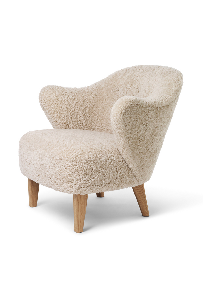 Curved-Back Lounge Chair | Audo Copenhagen Ingeborg | OROA