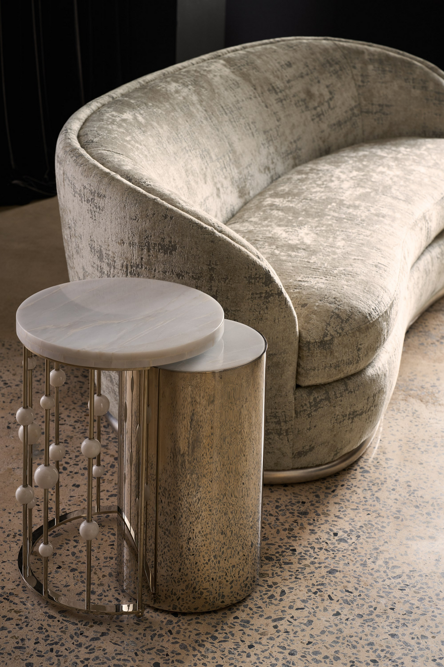 Organic-Shaped Chenille Sofa | Caracole Nebula | Oroa