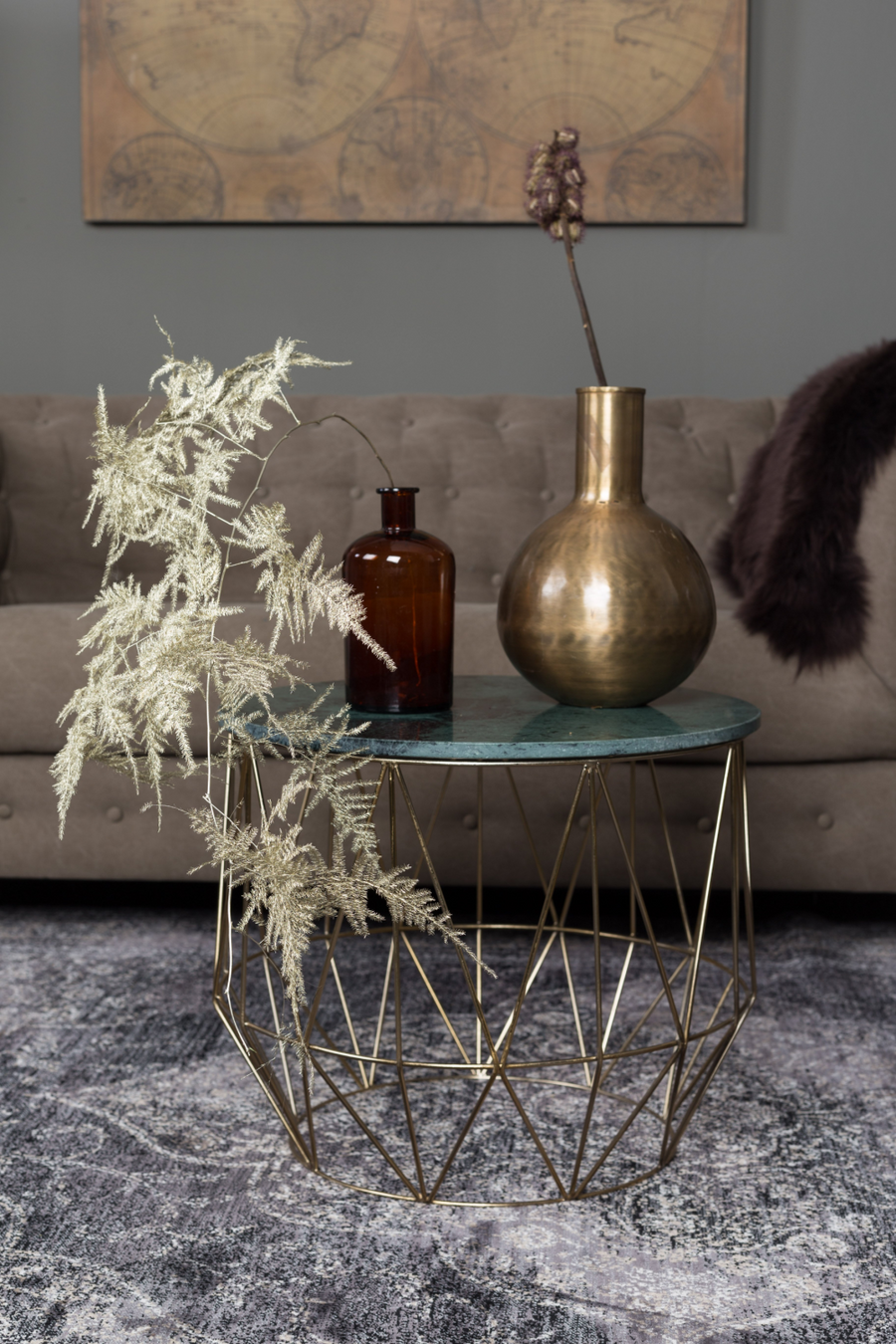 Geometric Wire Base End Table | Dutchbone Boss | OROA